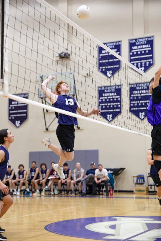 Prep notebook: Saints volleyball cruises to 3-0 win over Alameda ...