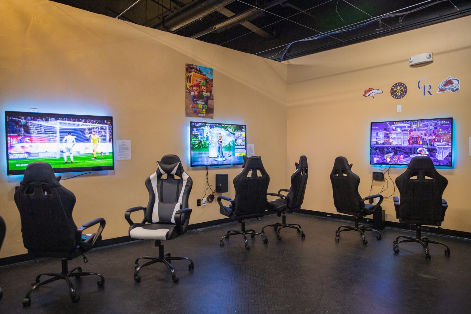 Eagle Valley gamers have a new safe space to play, compete in esports ...