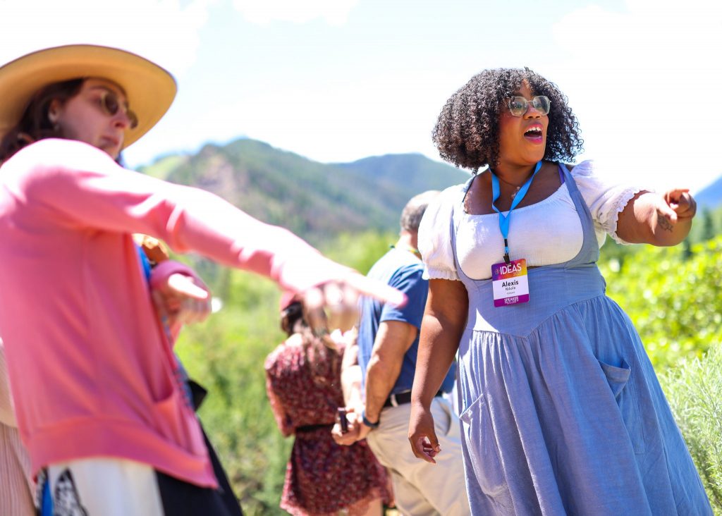 ‘Black Forager’ Alexis Nikole helps you find edible goods right in your ...