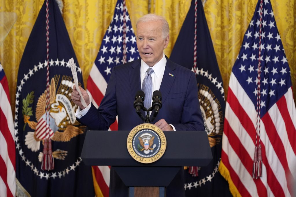 Biden tells governors he’s eyeing executive action on immigration ...