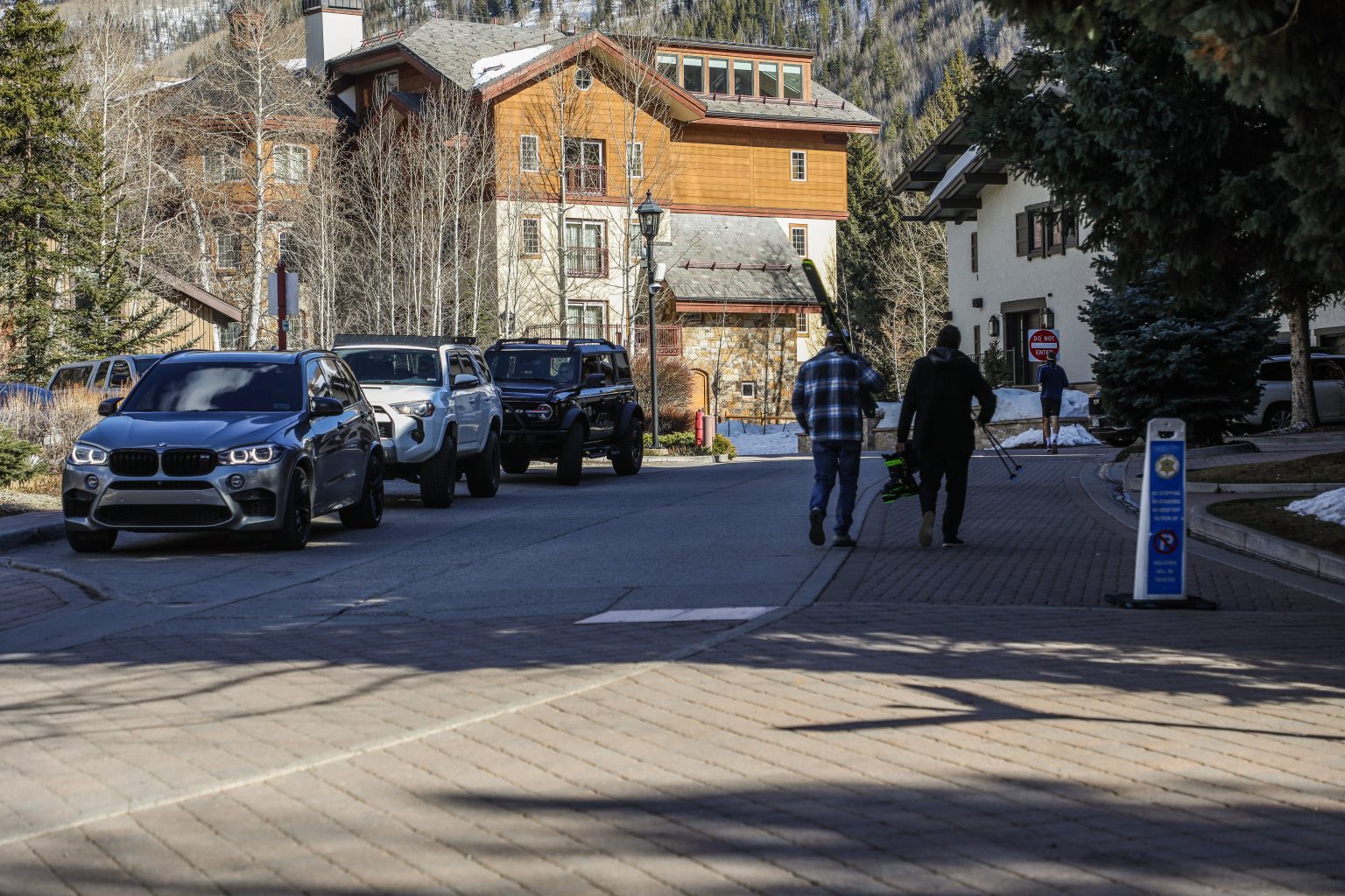 No easy fixes to clear congestion on Hanson Ranch Road in Vail ...