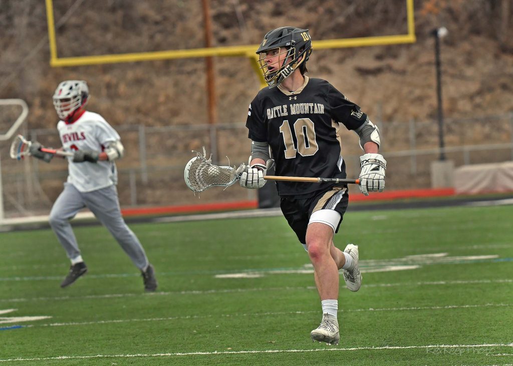 No. 3 Battle Mountain continues undefeated start with victory over ...