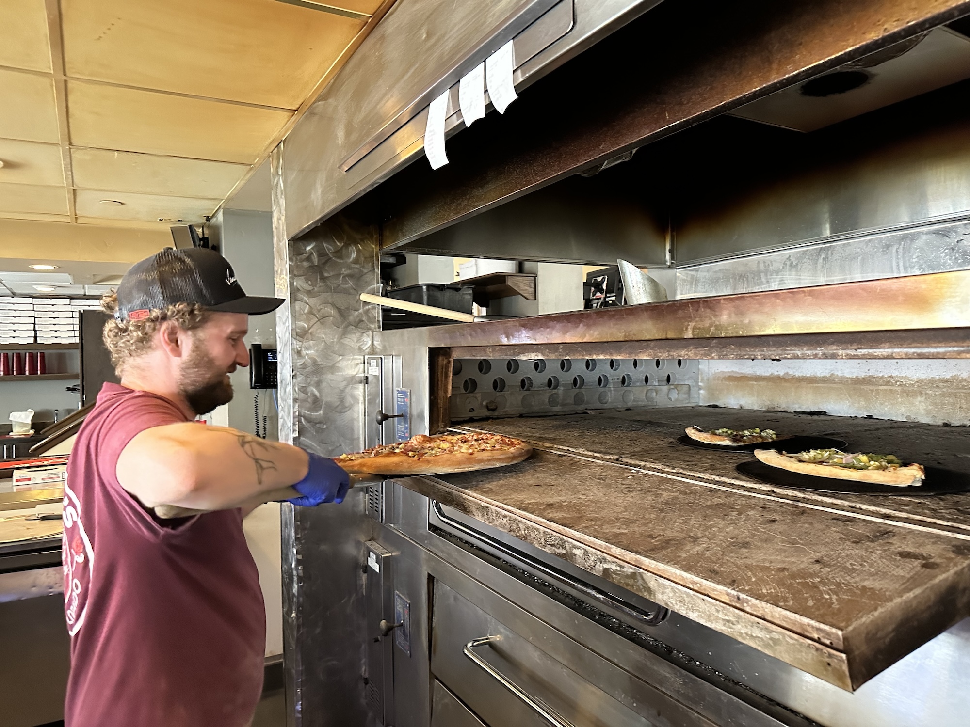 Popular Vail Village pizza restaurant, local hangout celebrates 40 ...