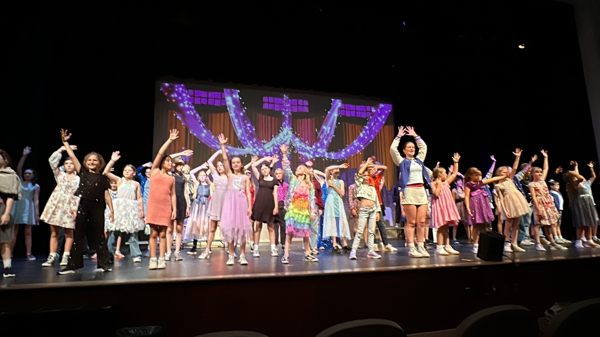 Vail Performing Arts Academy’s ‘Mean Girls, Jr.’ musical hits the stage ...