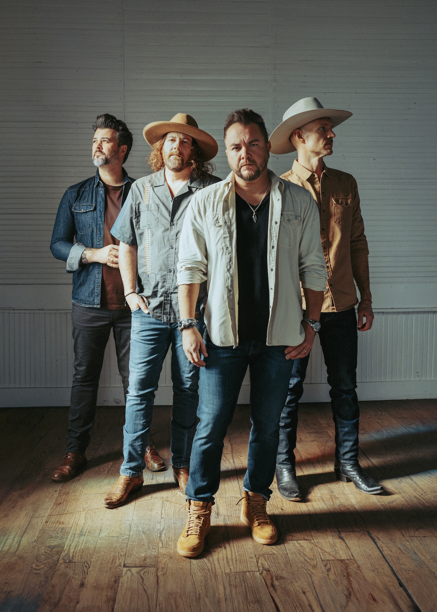 Eli Young Band went from the college dorms to country hits on Billboard ...