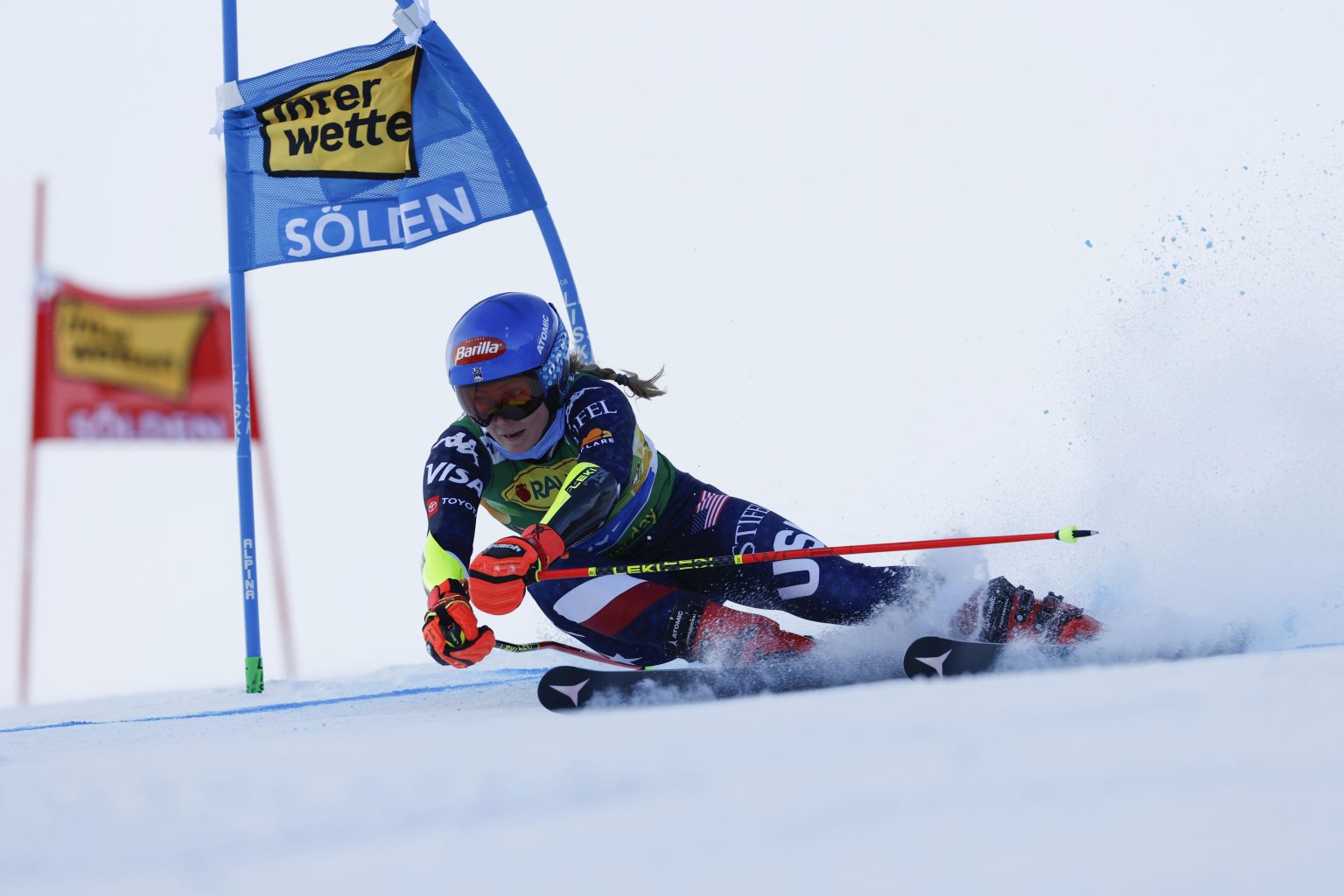 Mikaela Shiffrin gives up first run lead, misses podium in Soelden ...