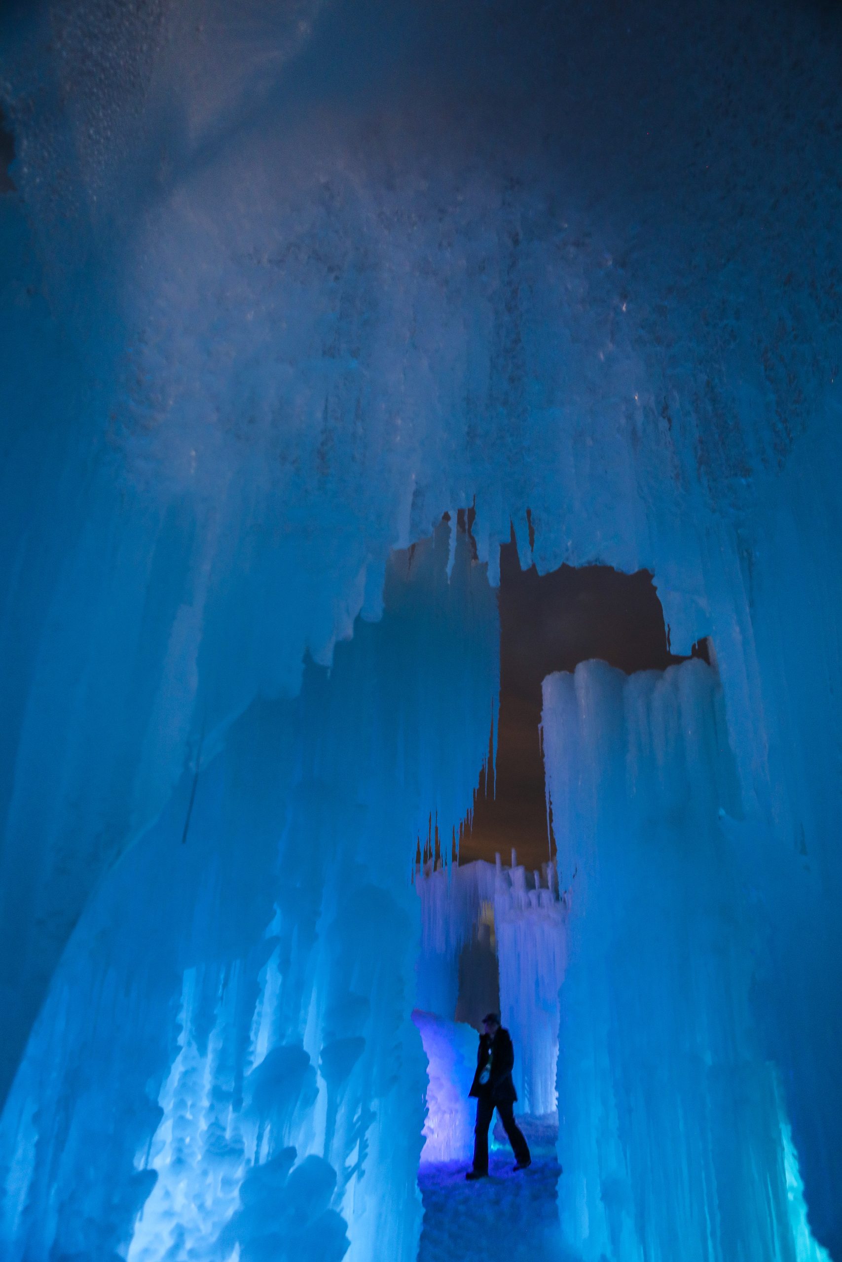 Magic of Ice Castles in Eagle will warm hearts of all ages this winter ...