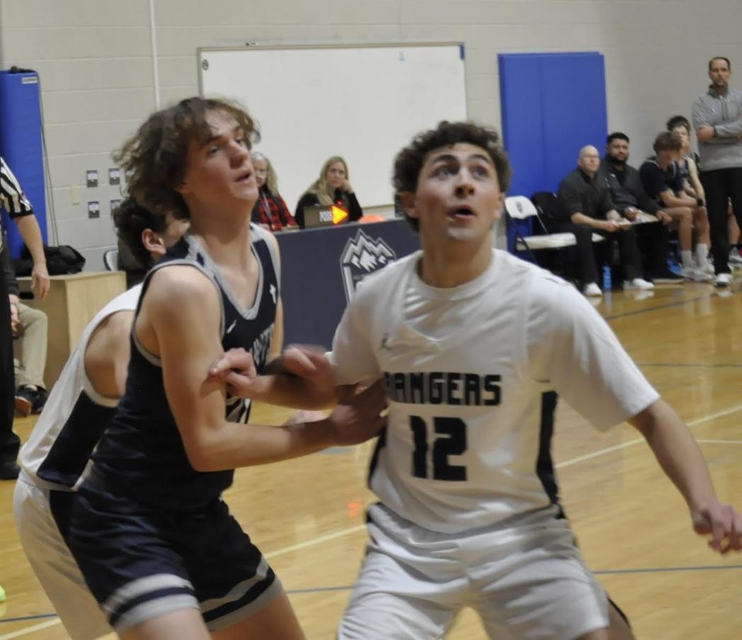 Vail Mountain School boys basketball team ready for rivalry clash ...