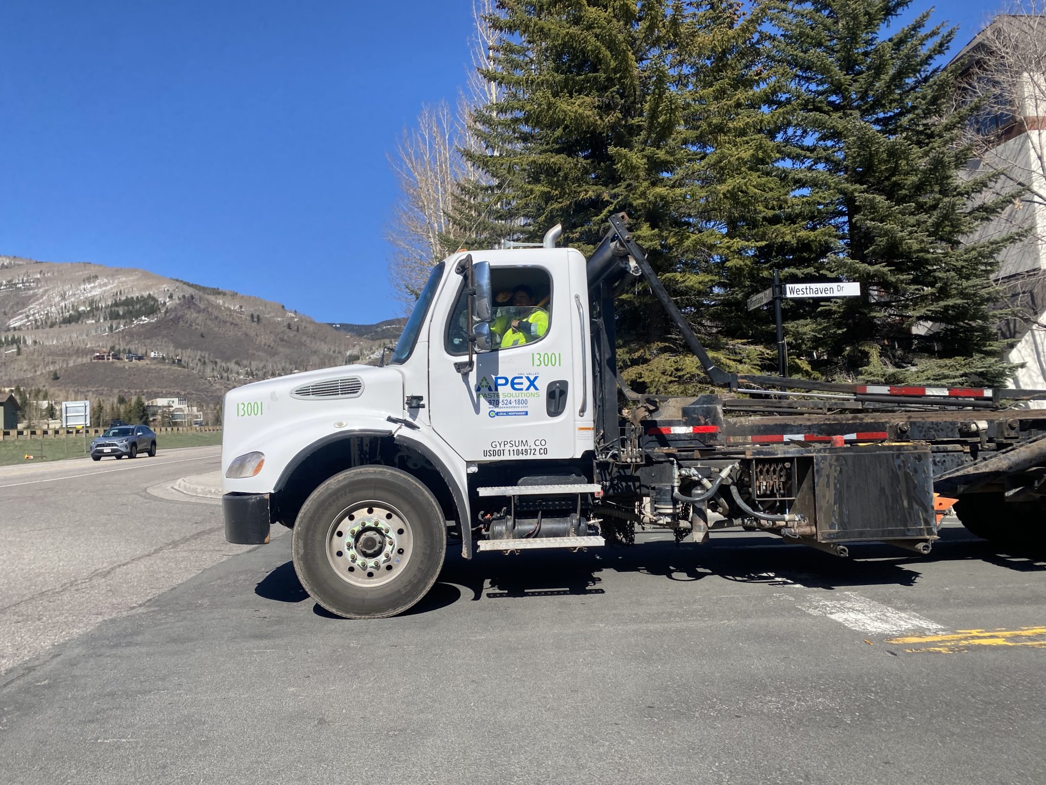 Vail invites residents to weigh in on municipalized waste collection ...