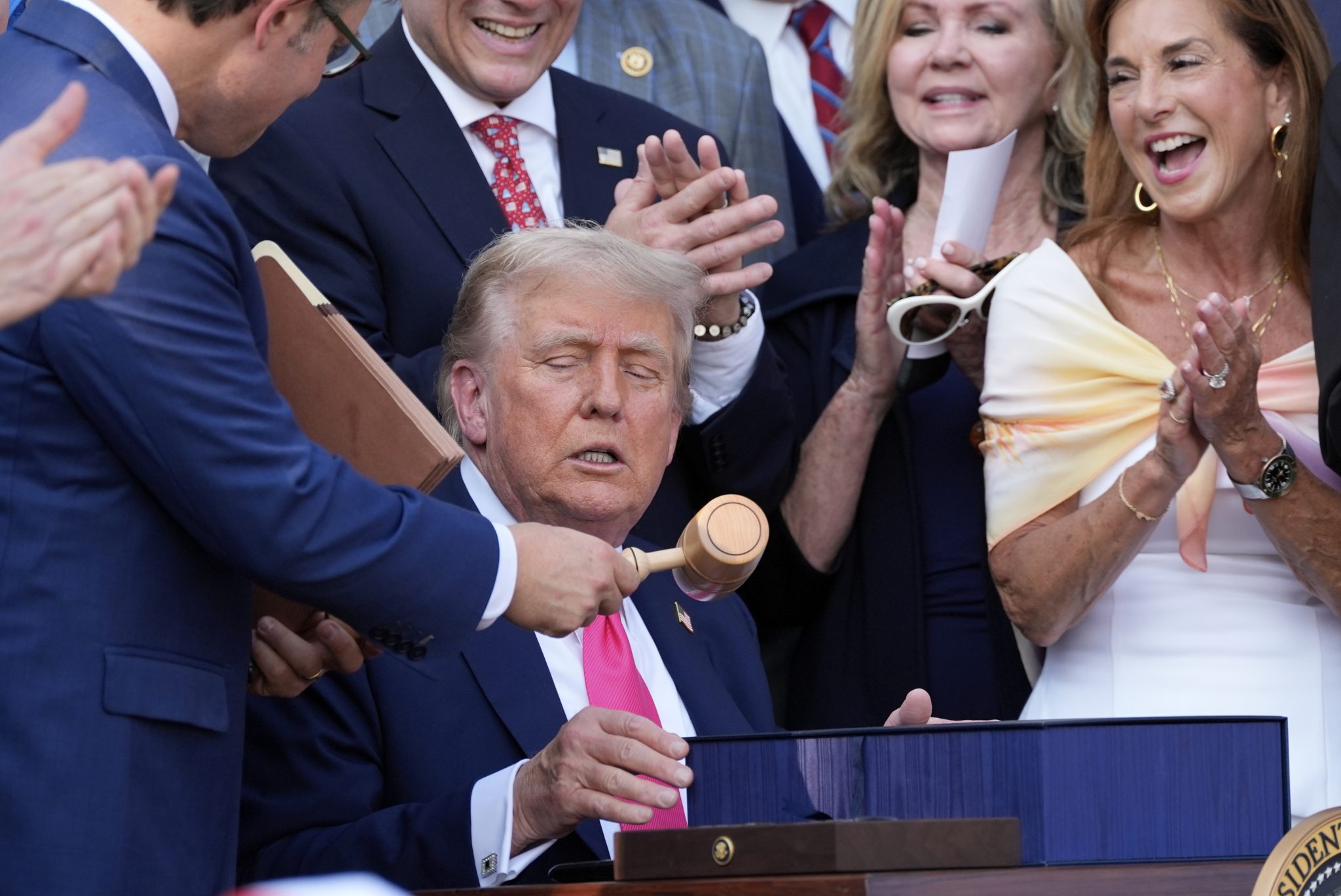 With gavel in hand, Trump chisels away at the power of a compliant ...