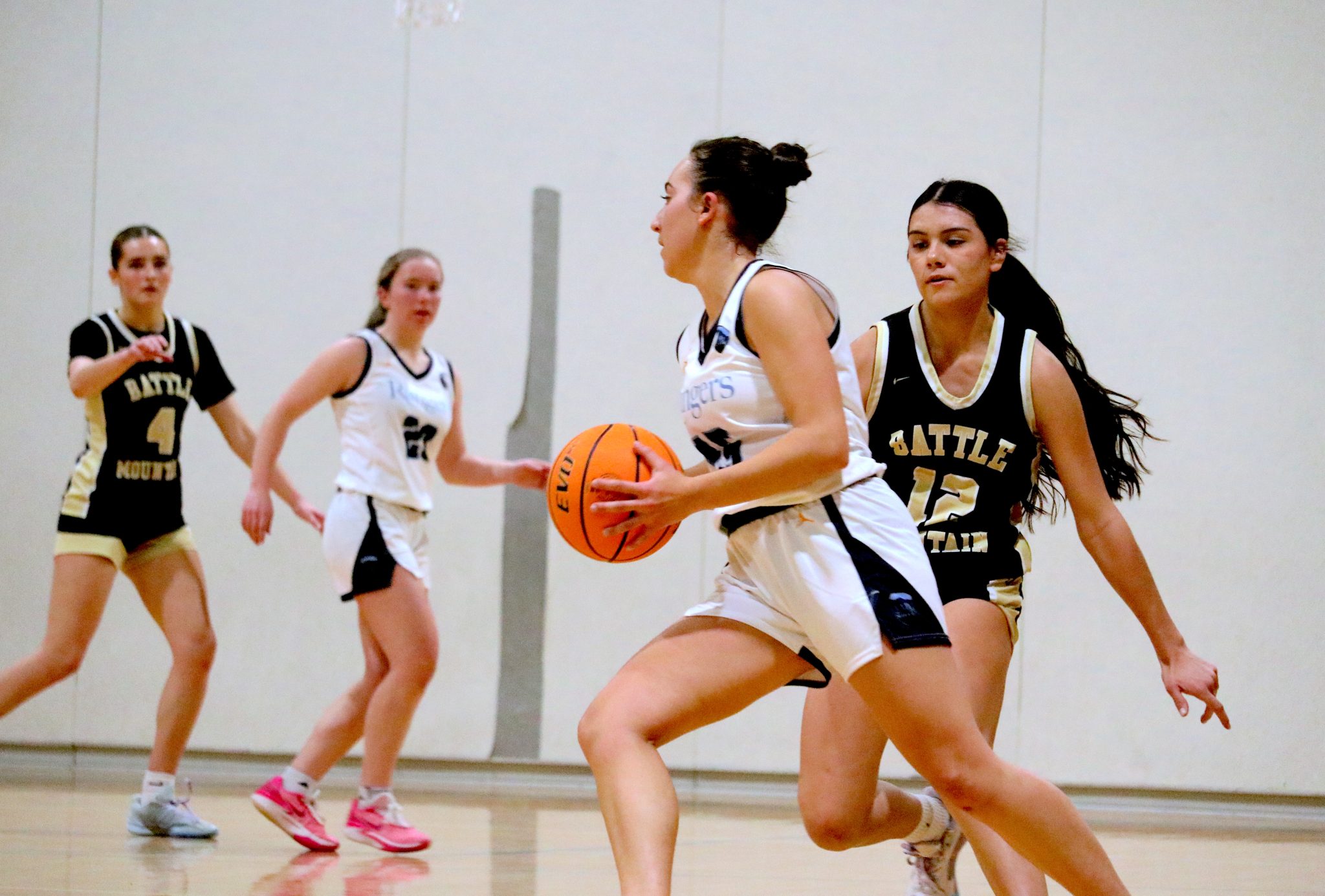 In just its second varsity season, Vail Mountain School girls ...