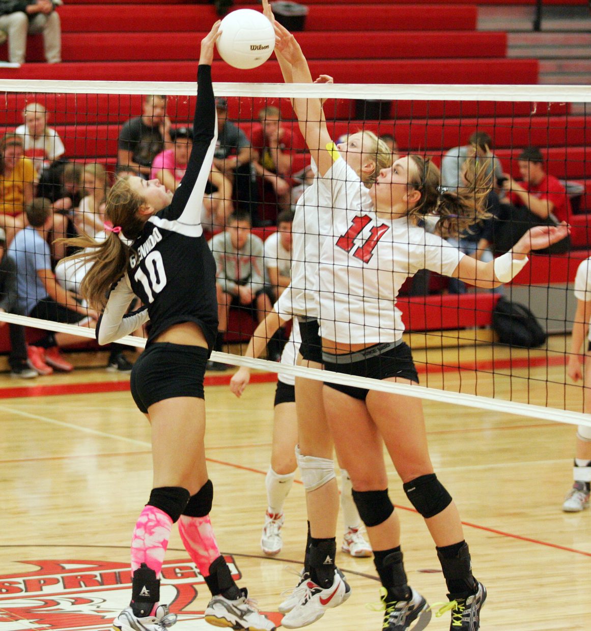 Glenwood Springs volleyball downs Steamboat in thriller ...