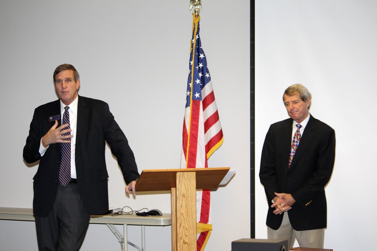 Gary Wall preaches office independence to a group of new Colorado ...