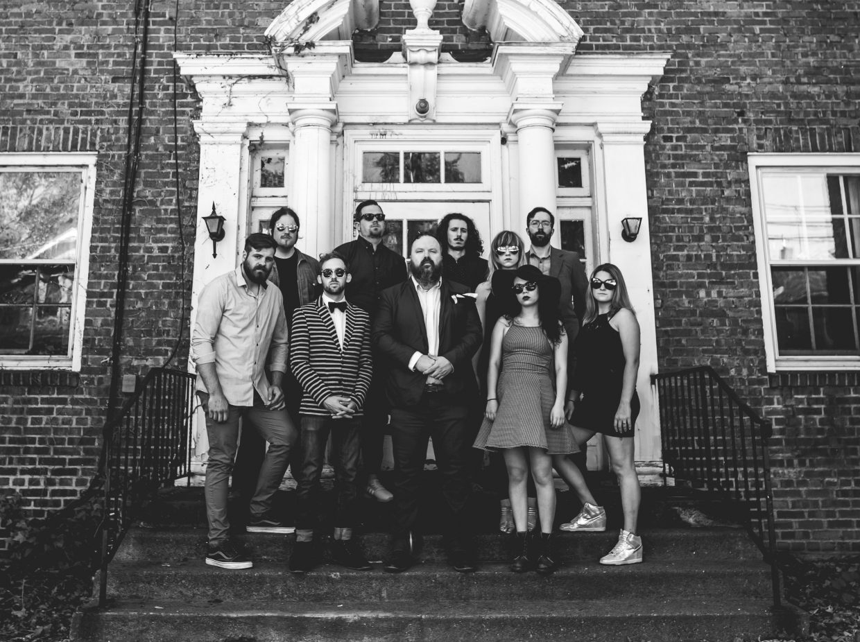 The Commonheart, a powerhouse of soul and funk, take the stage in ...