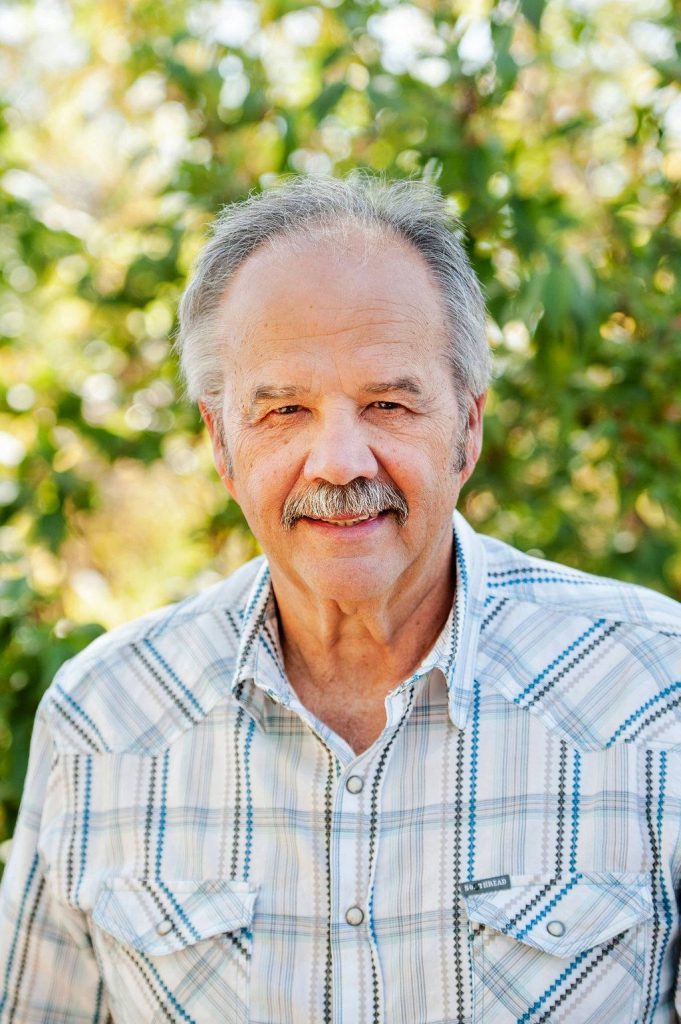 Retired Hayden police officer honored for 16K hours of volunteer ...