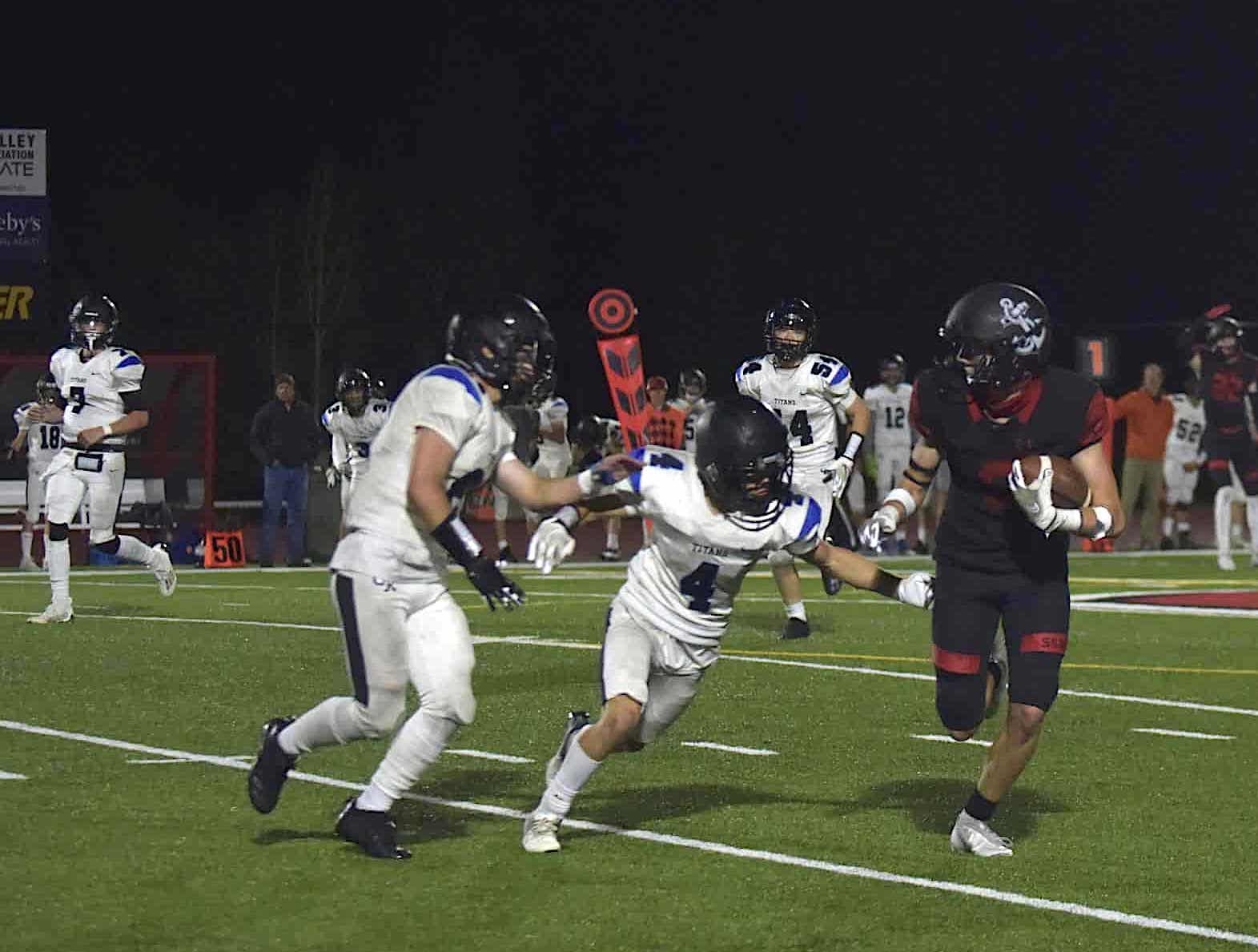 Steamboat football’s aggressive tactics pay off in season opener ...