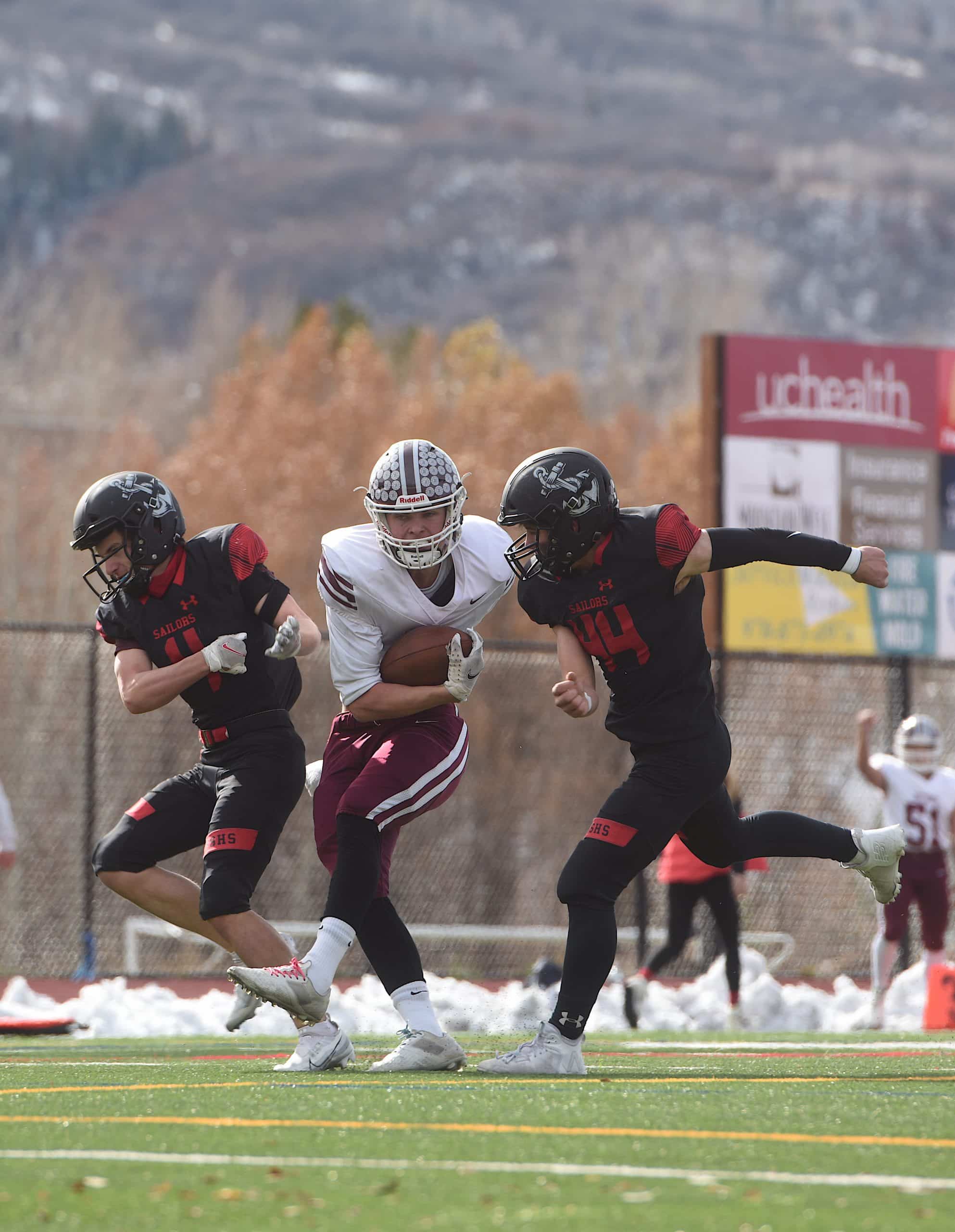 PHOTOS: Steamboat football battles Berthoud in nail-biter, ending ...