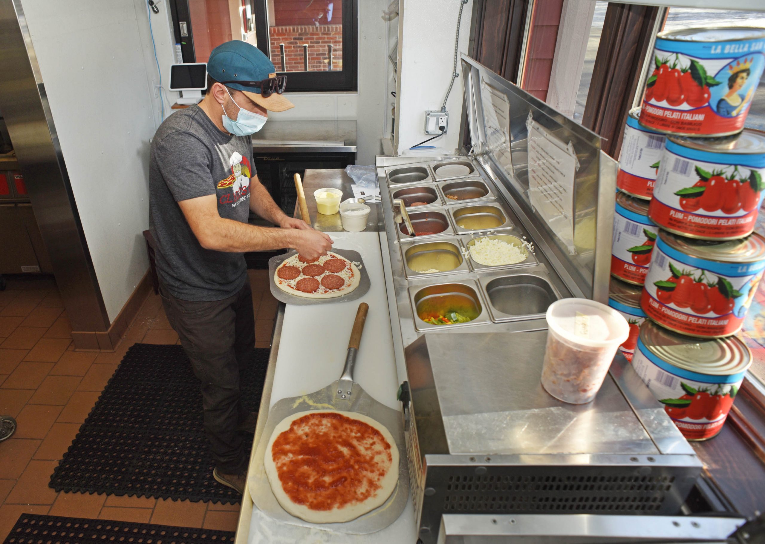 Clyde’s Pies serves up pizza year round thanks to new spot ...