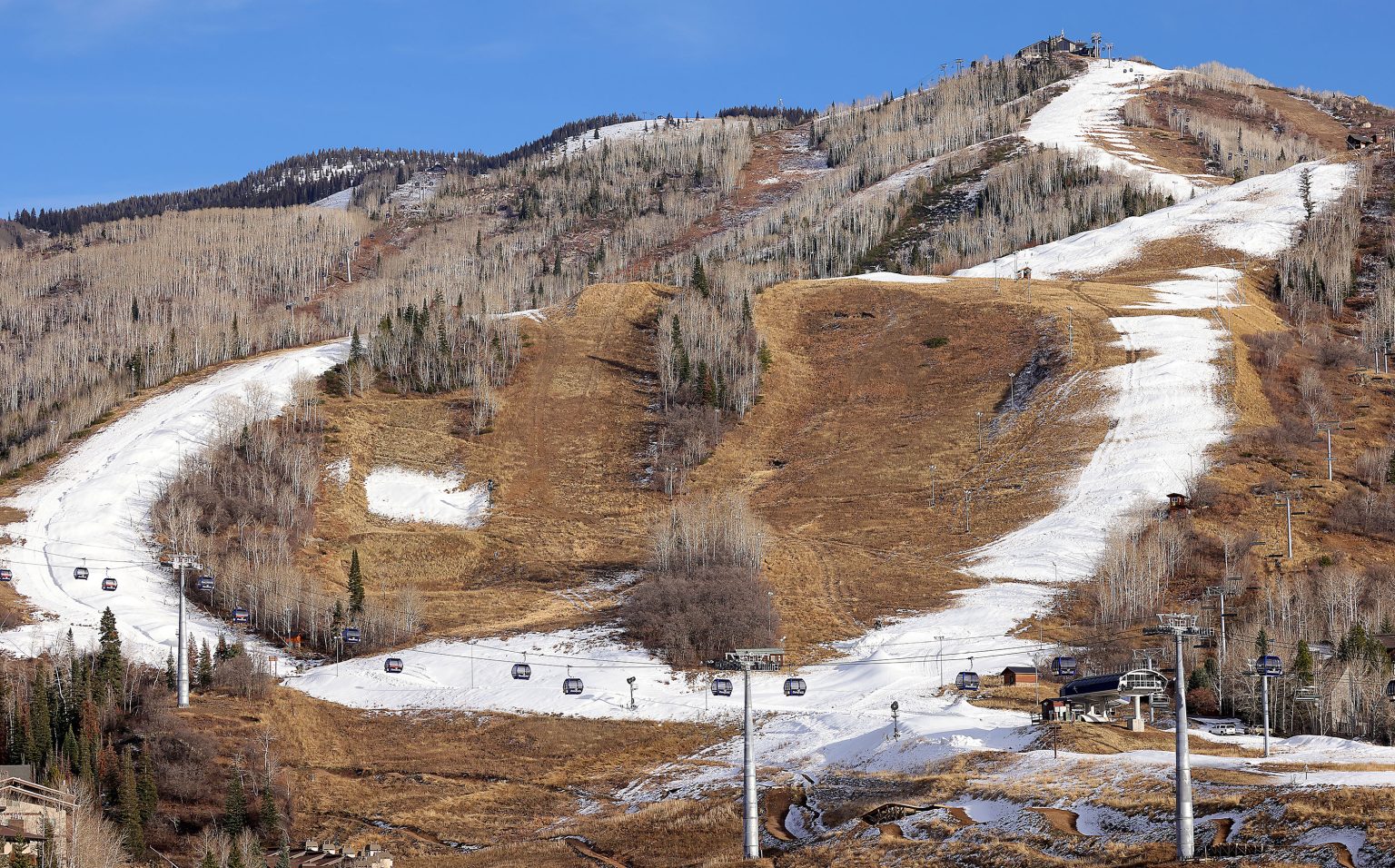 Stretches of cold temperatures keep Steamboat Resort on track for ...