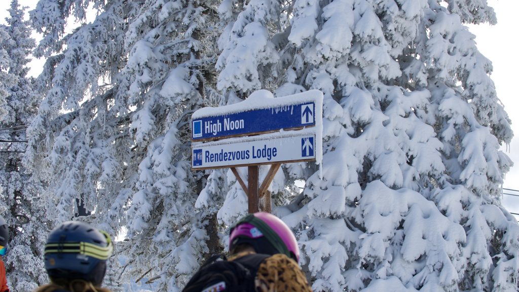 Resort opens with ‘autumn at the base, winter on the summit ...
