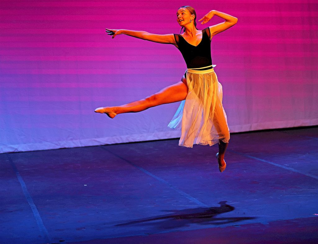 Dance Showcase creates community experience that high school students ...