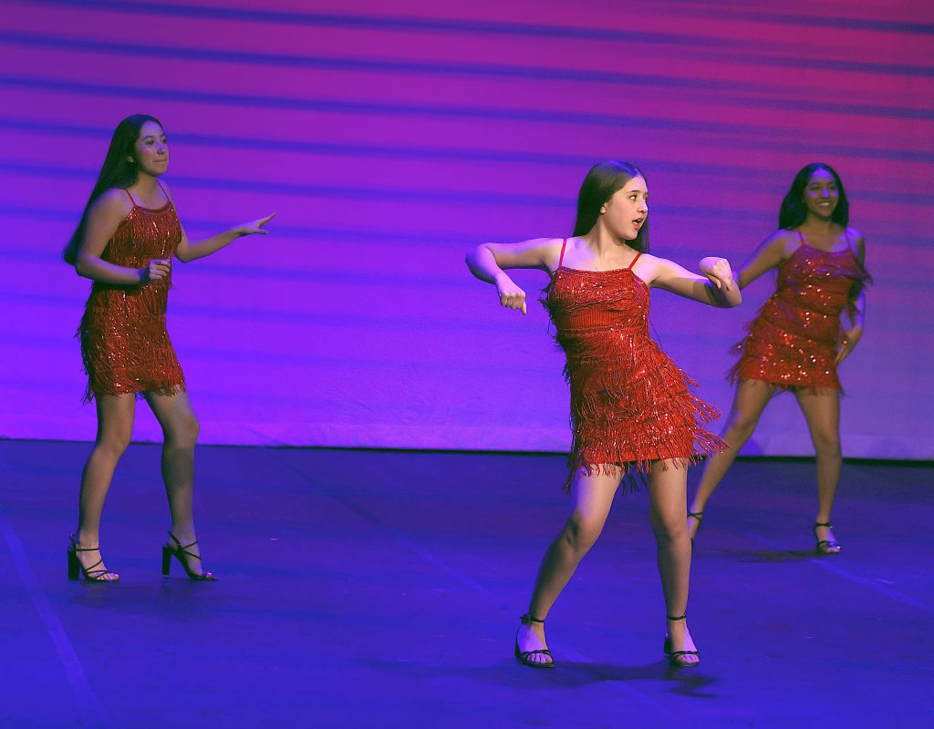 Dance Showcase creates community experience that high school students ...