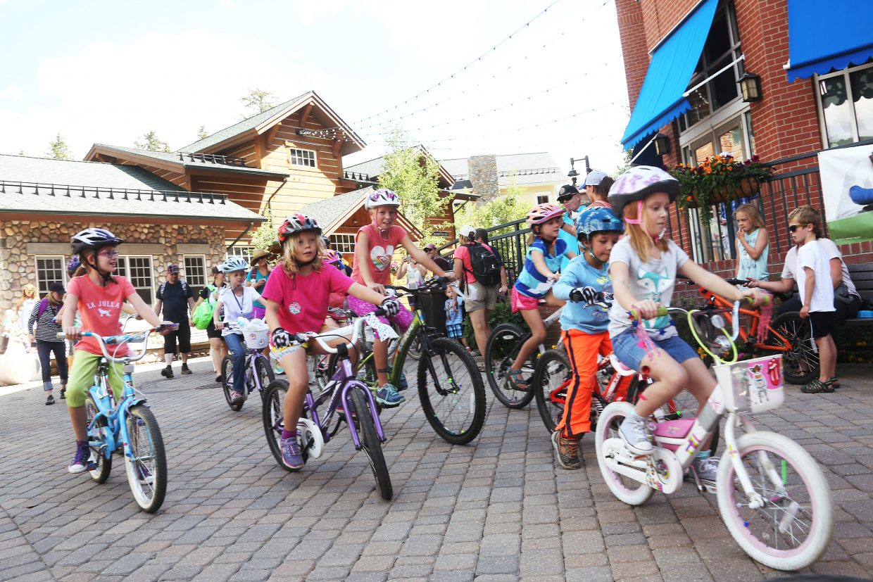 Kids bike parade | SkyHiNews.com