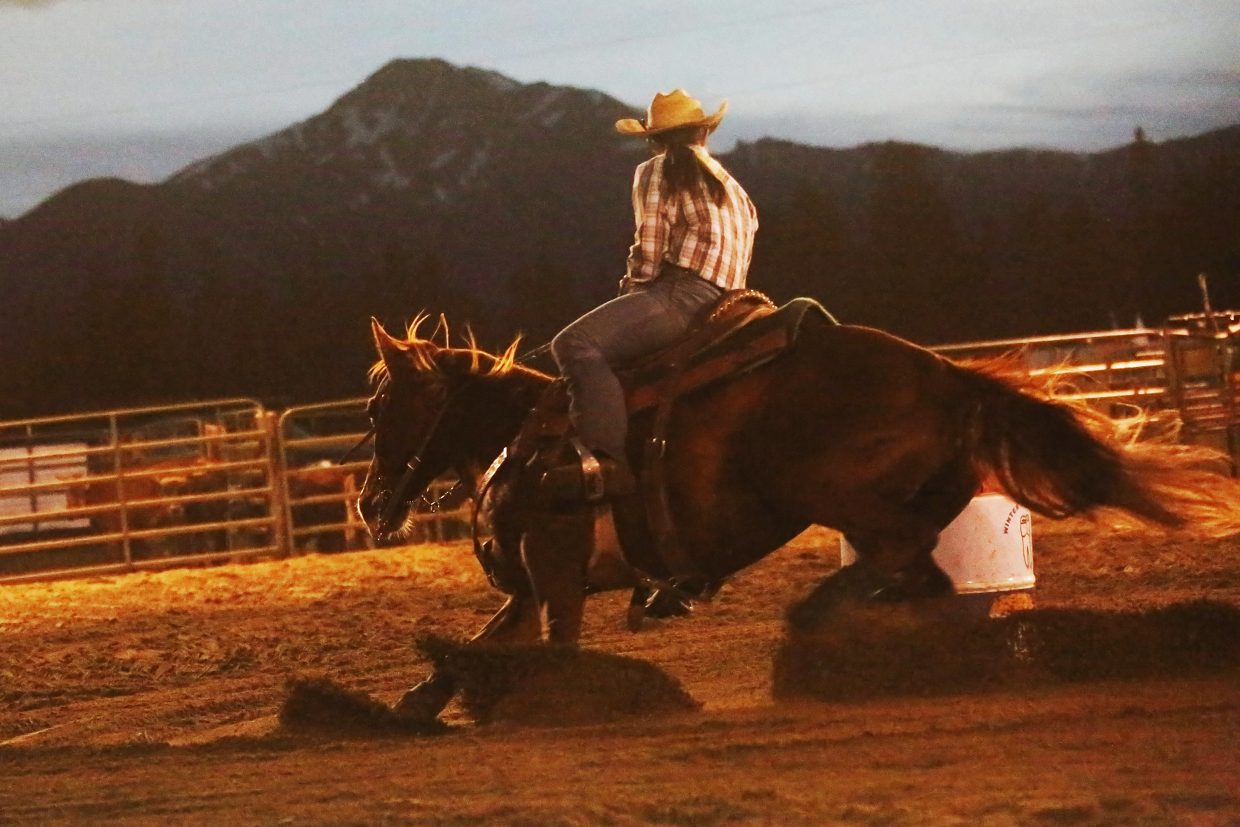 Barrel racing in Fraser | SkyHiNews.com