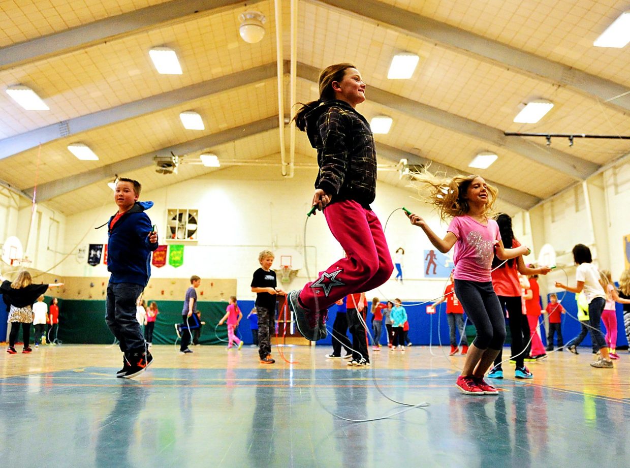 Photo: Granby Elementary students jump rope for heart health ...