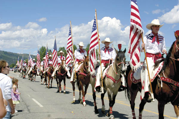 Granby Parade attracts large crowd, winners announced | SkyHiNews.com