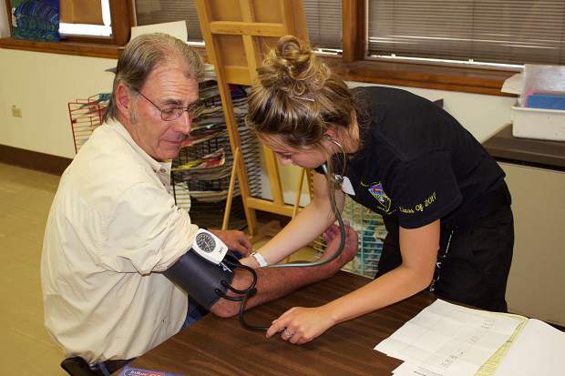 Hundreds attend annual 9Health fair | SkyHiNews.com