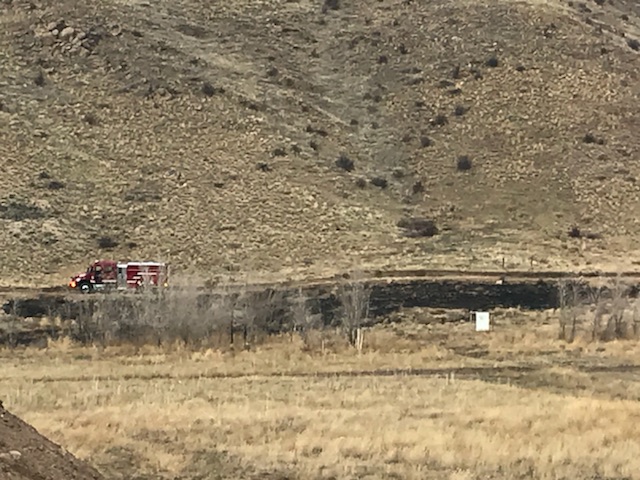 Small grass fire breaks out at Byers Canyon Rifle Range | SkyHiNews.com