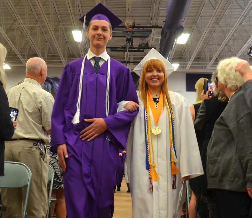 Pomp and circumstance: MPHS holds graduation ceremony | SkyHiNews.com