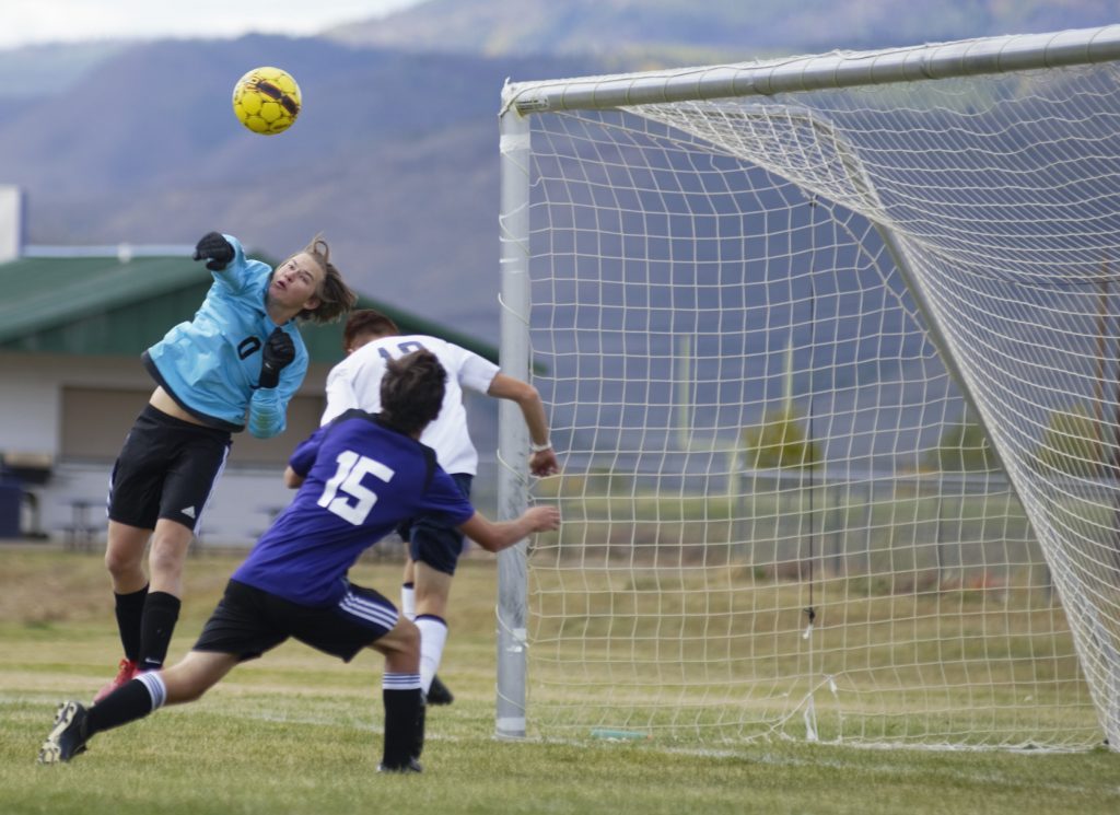 Photos: Middle Park soccer faces Atlas Prep | SkyHiNews.com