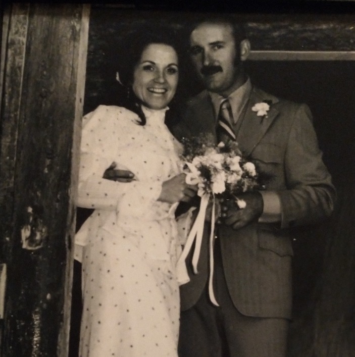 Anniversary for Les and Sandra Geiser | SkyHiNews.com