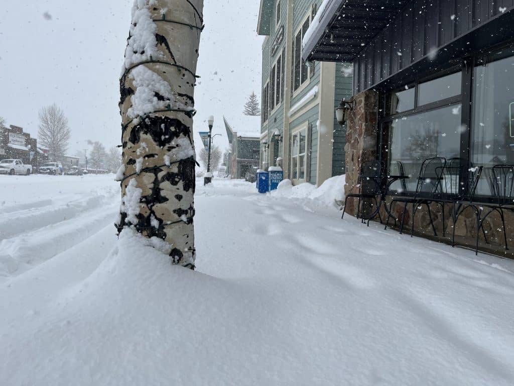 Snow to continue through the day in Grand County | SkyHiNews.com