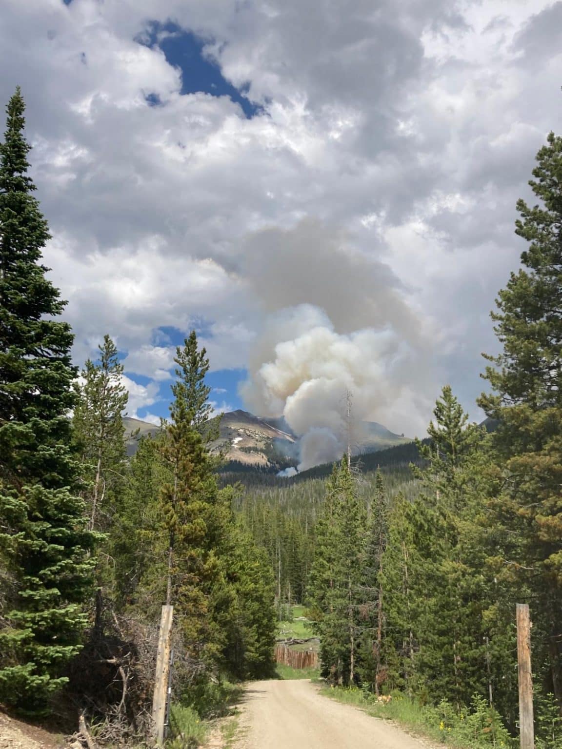 Devil’s Thumb Fire grows to 95 acres, 10% contained | SkyHiNews.com