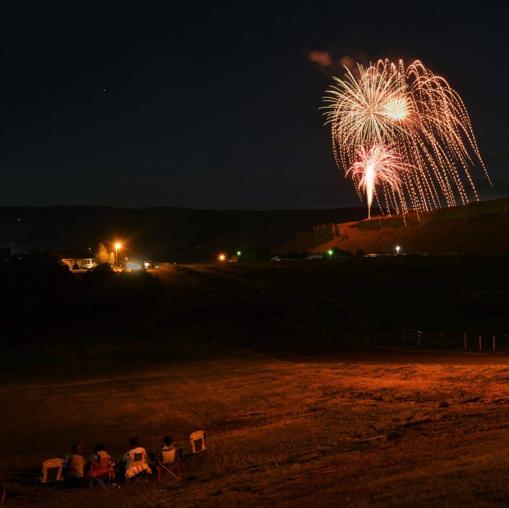 ‘The show must go on’: Kremmling discusses Fire up the Cliffs display ...