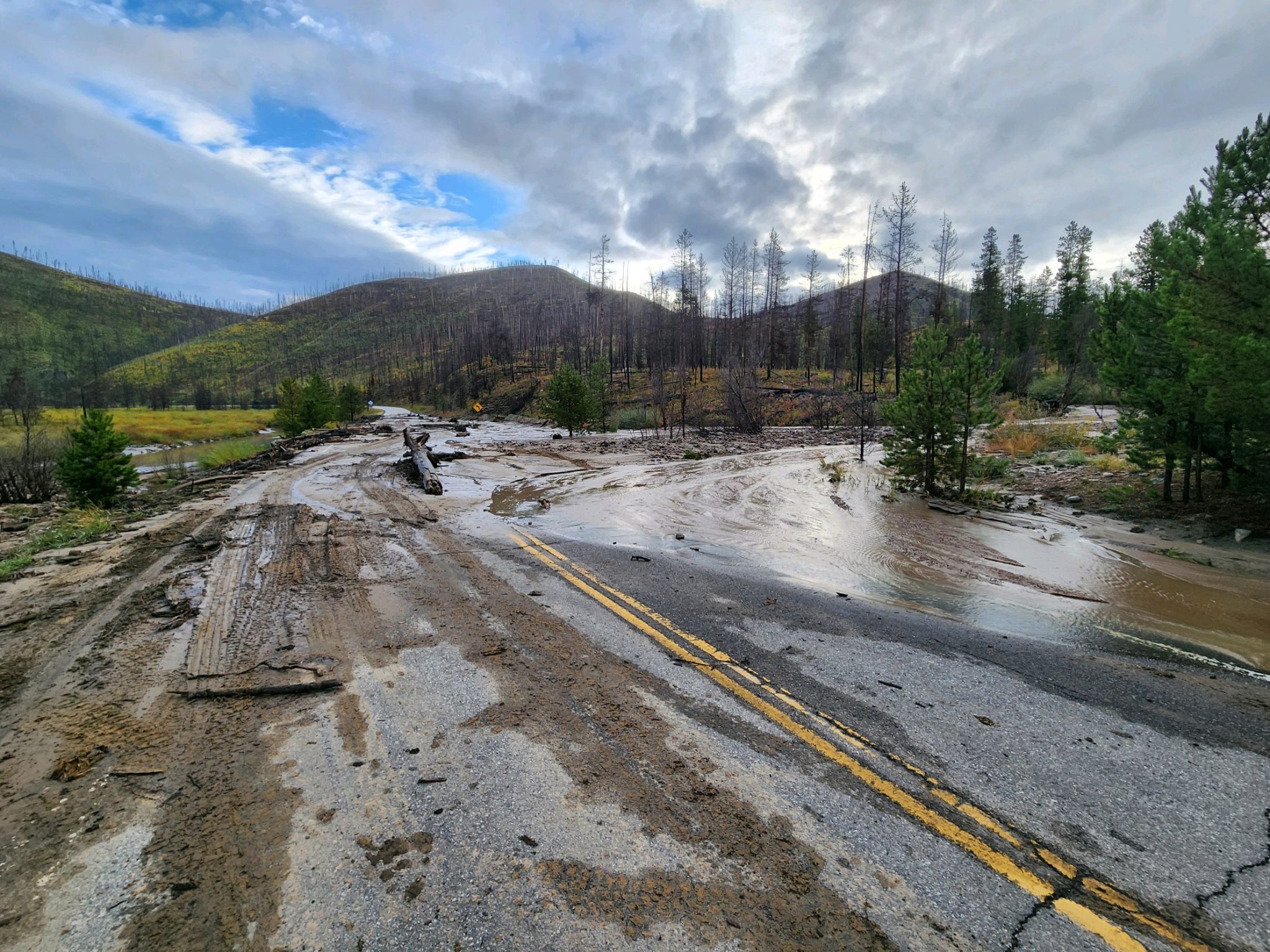 Mudslide causes Colorado Highway 125 closure | SkyHiNews.com