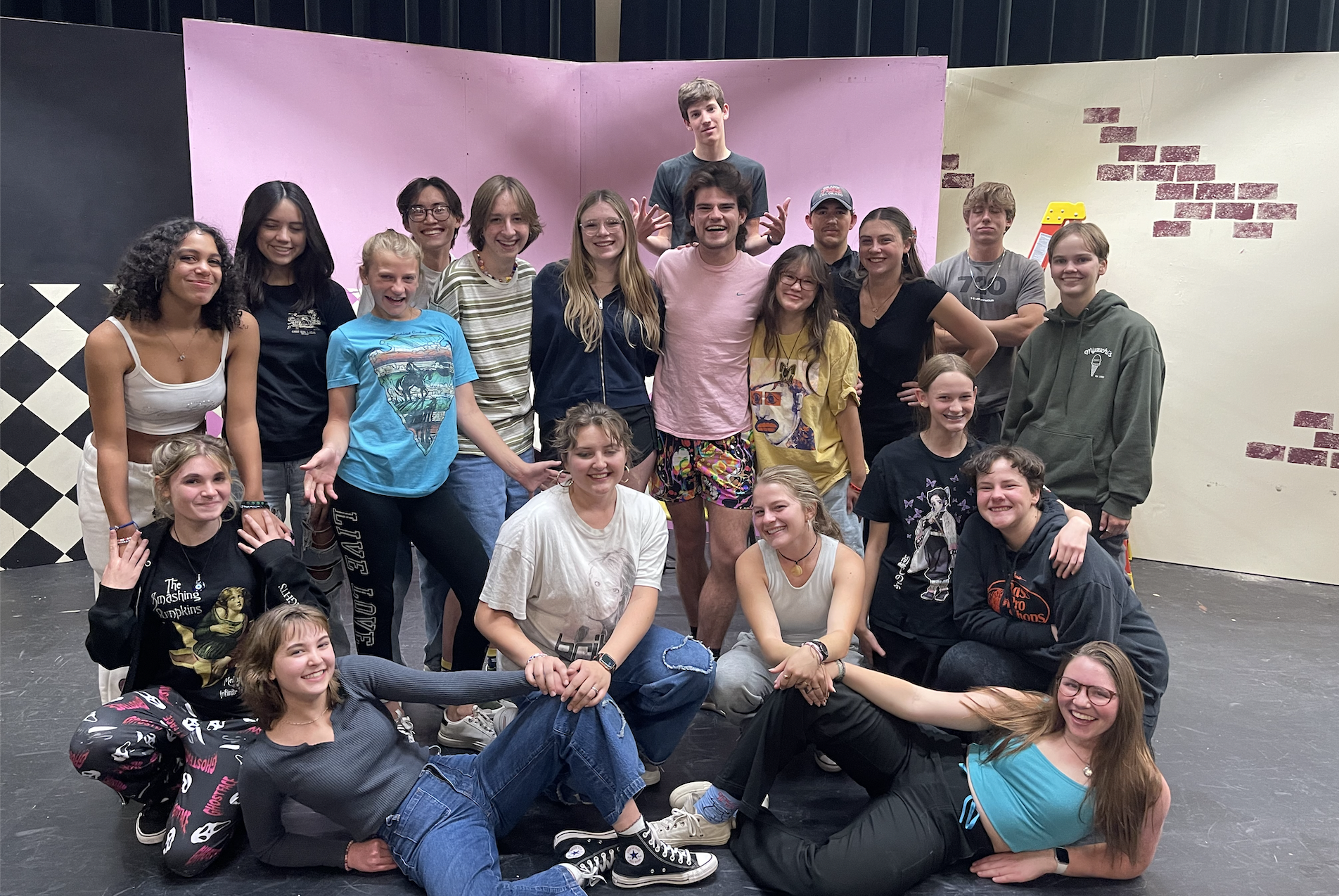 That’s so fetch: Middle Park High School Theatre performs ‘Mean Girls ...
