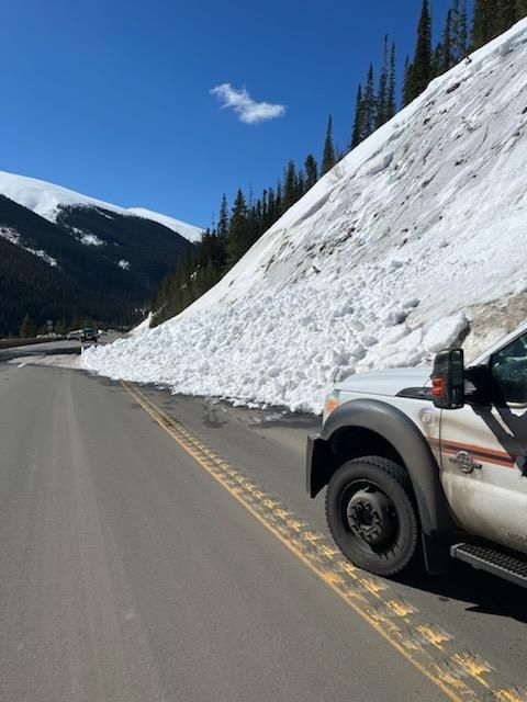 Small bank slide causes delays on Berthoud Pass Wednesday morning ...