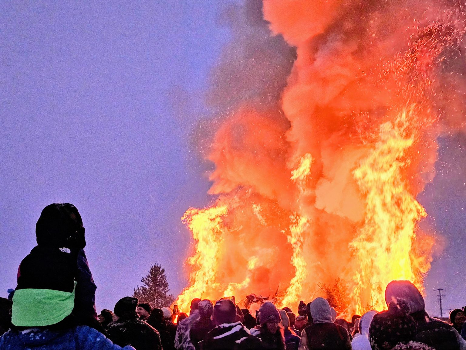 PHOTOS: Fraser Fire & Ice | SkyHiNews.com