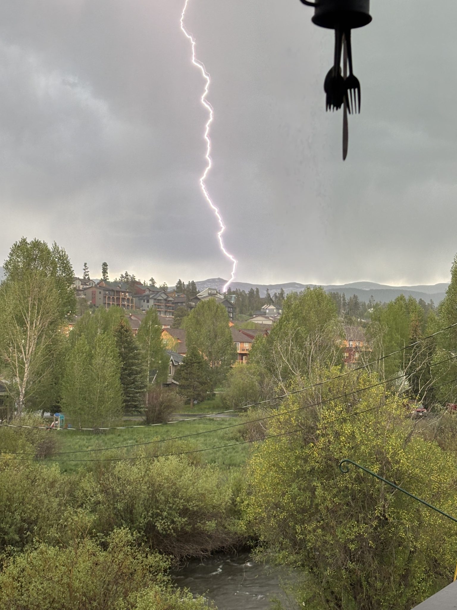 PHOTOS: Lightning storm strikes Fraser valley on June 12 | SkyHiNews.com