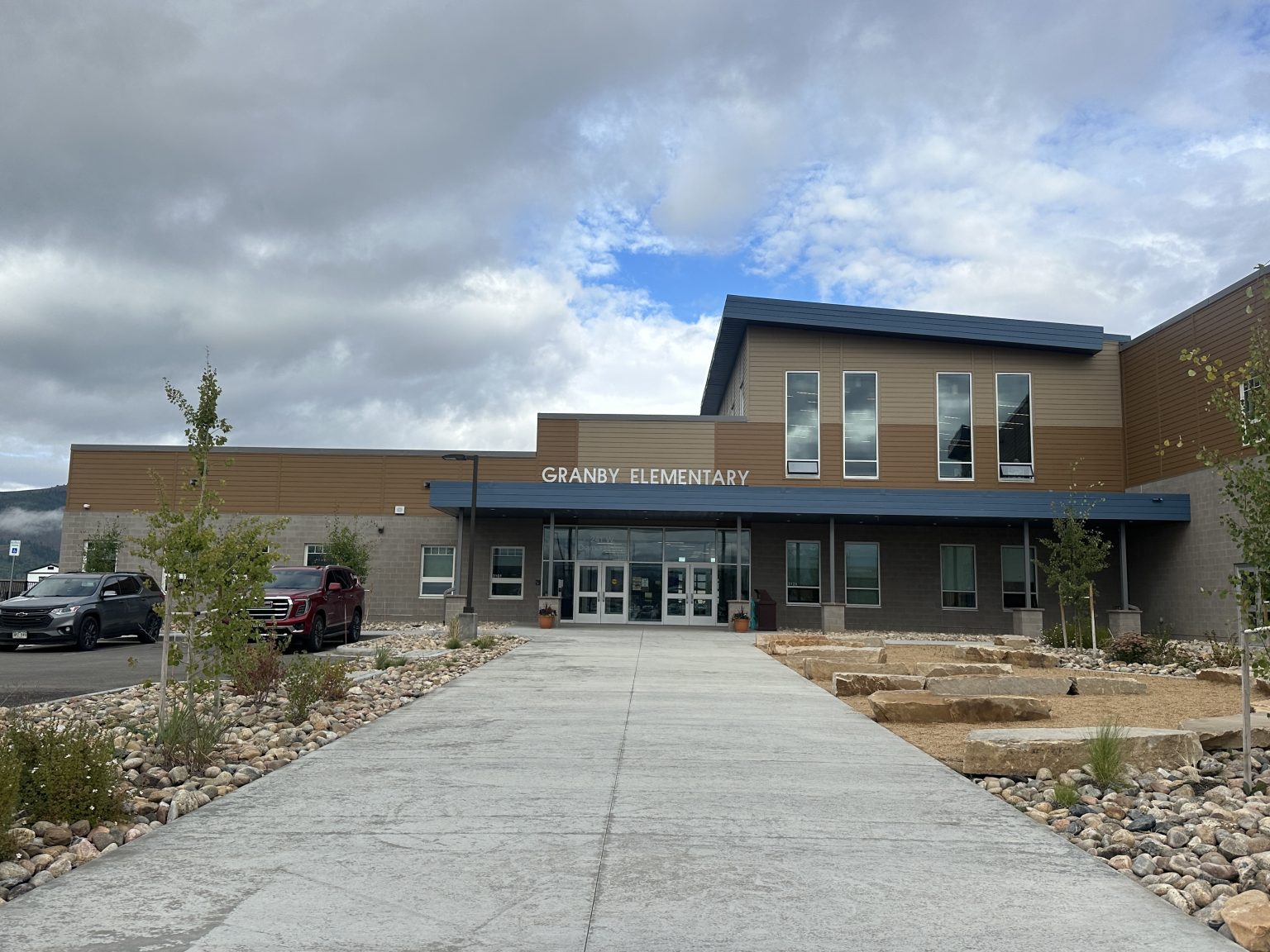Granby Elementary returns for second year in new school | SkyHiNews.com