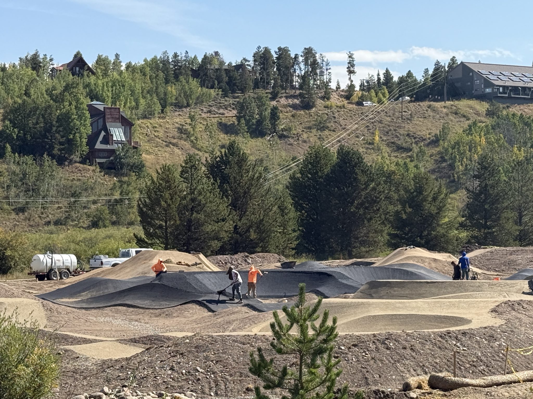 Construction on track for new Fraser bike park | SkyHiNews.com