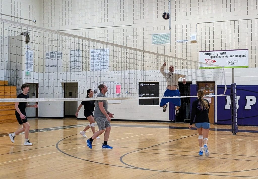 Volleyball league sets split format for coming tournament | SkyHiNews.com