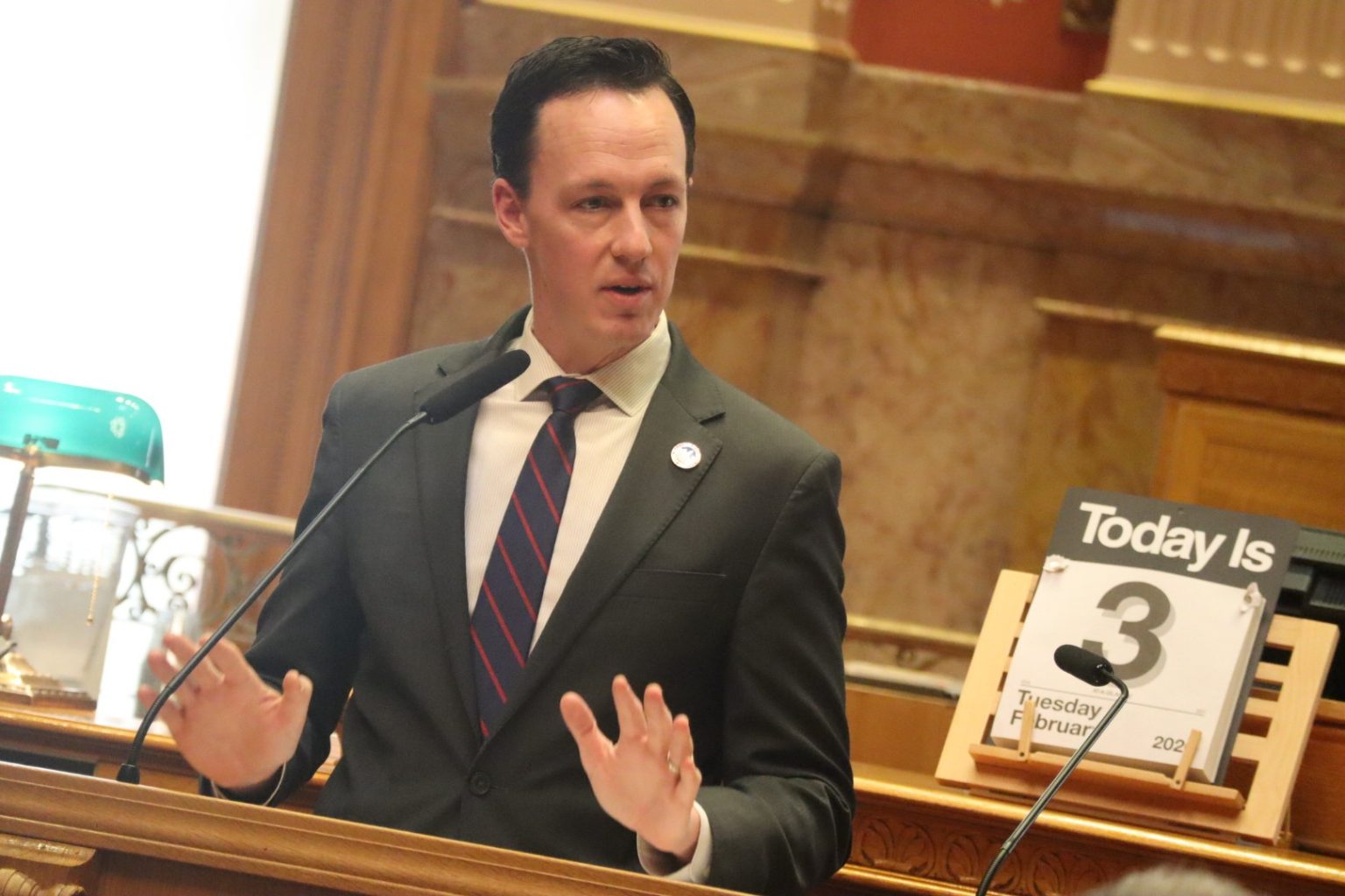 Colorado legislature passes bills seeking to aid ranchers, coal ...