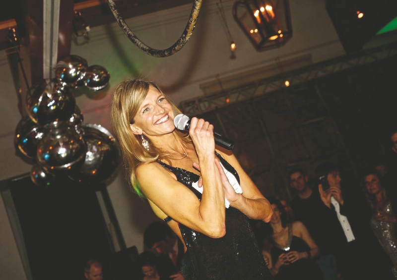 Social Scene: James Bond-themed gala has the Midas touch for Shane ...