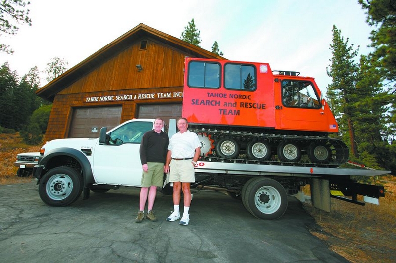 Ride of the Week: 2008 Ford F550 with a rollback carrying an LMC 1500 ...