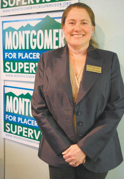 Jennifer Montgomery takes oath | SierraSun.com